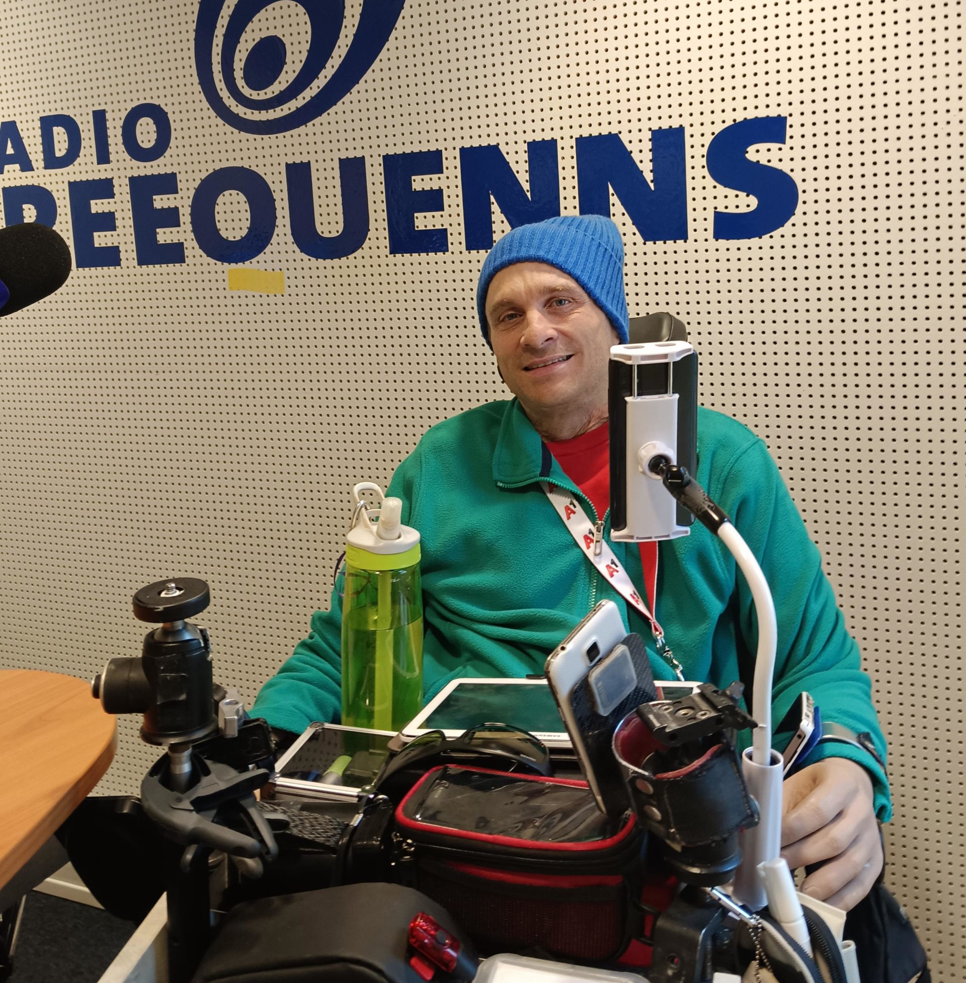 Zwischen Einsamkeit und Zusammenhalt - Programmschwerpunkt der Freien ...